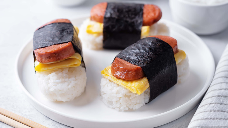 10 Delicious Ways To Use Canned Vienna Sausages