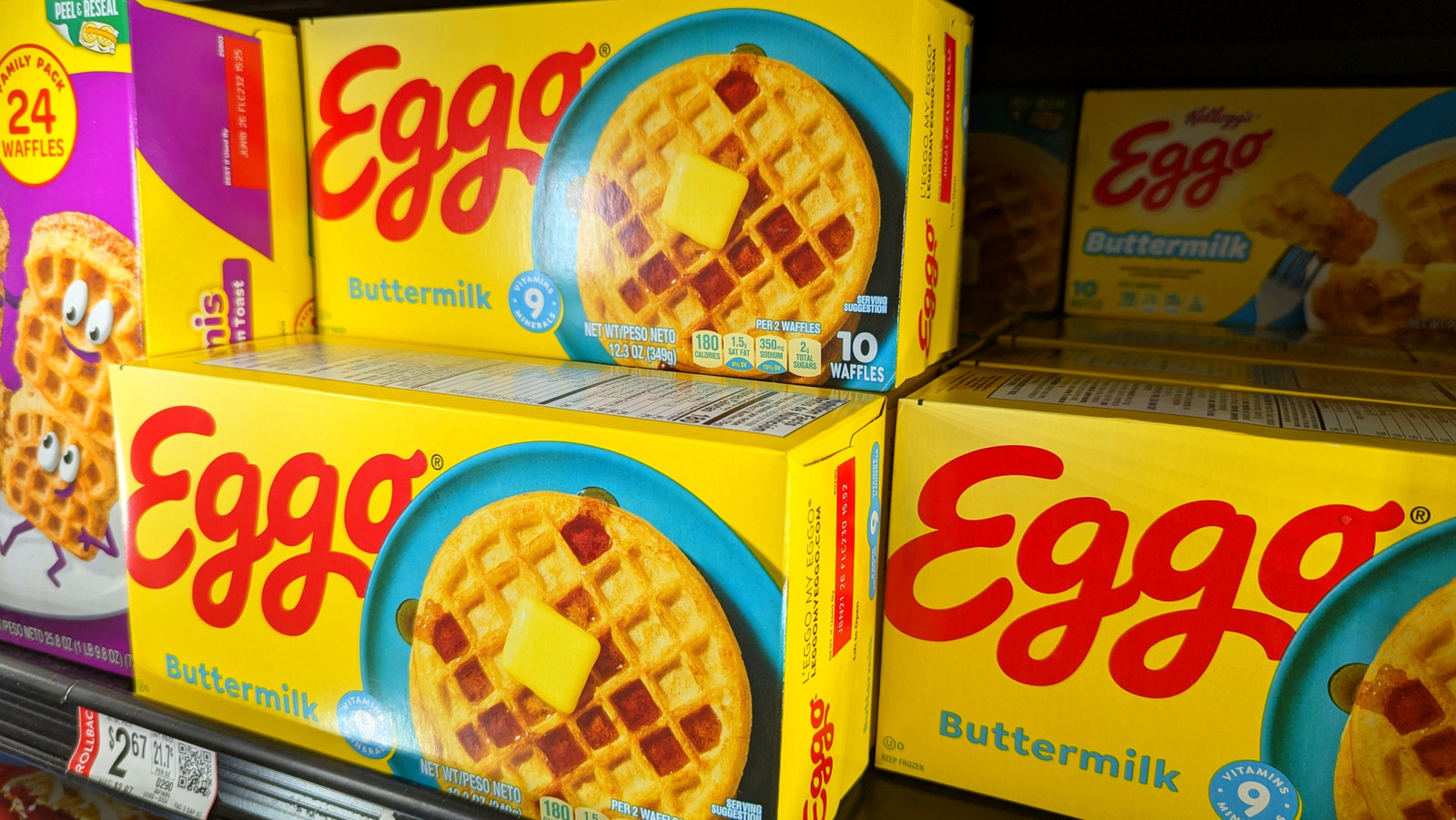 12 Creative Ways To Use Frozen Waffles For Breakfast