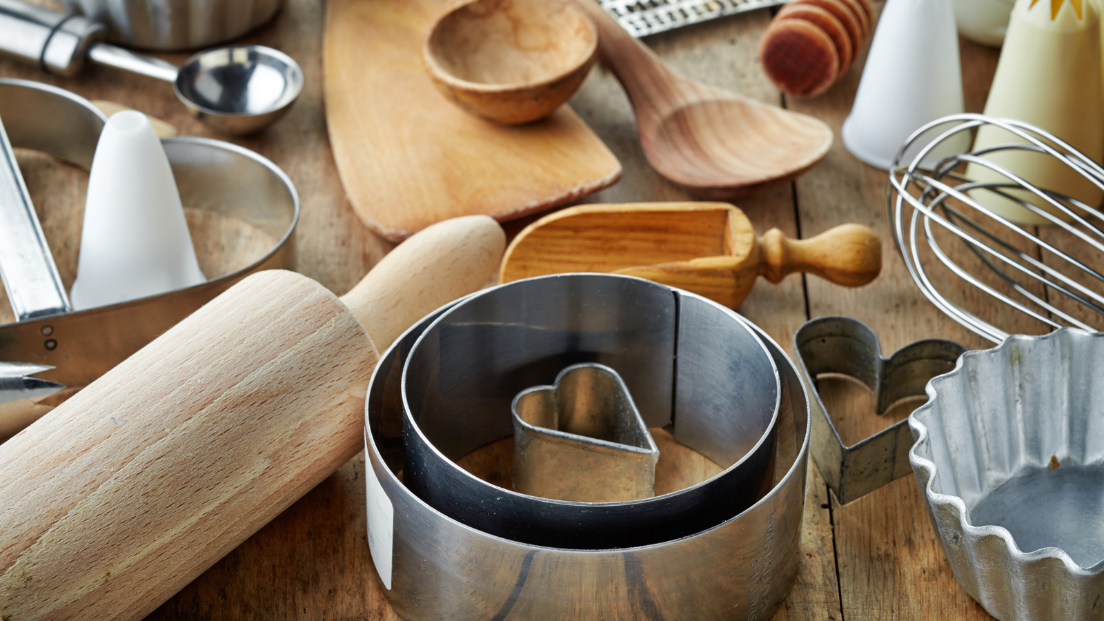 13 Bakeware Items That Professional Bakers Use