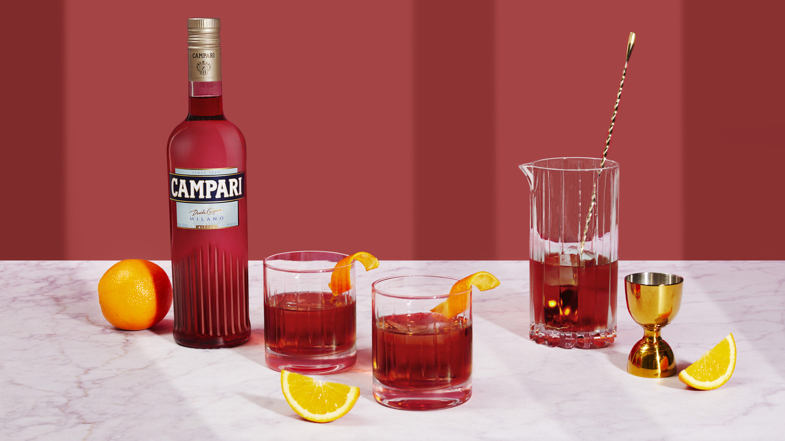2 Simple Tricks To Turn Your Next Negroni Into The Perfect Fall Cocktail