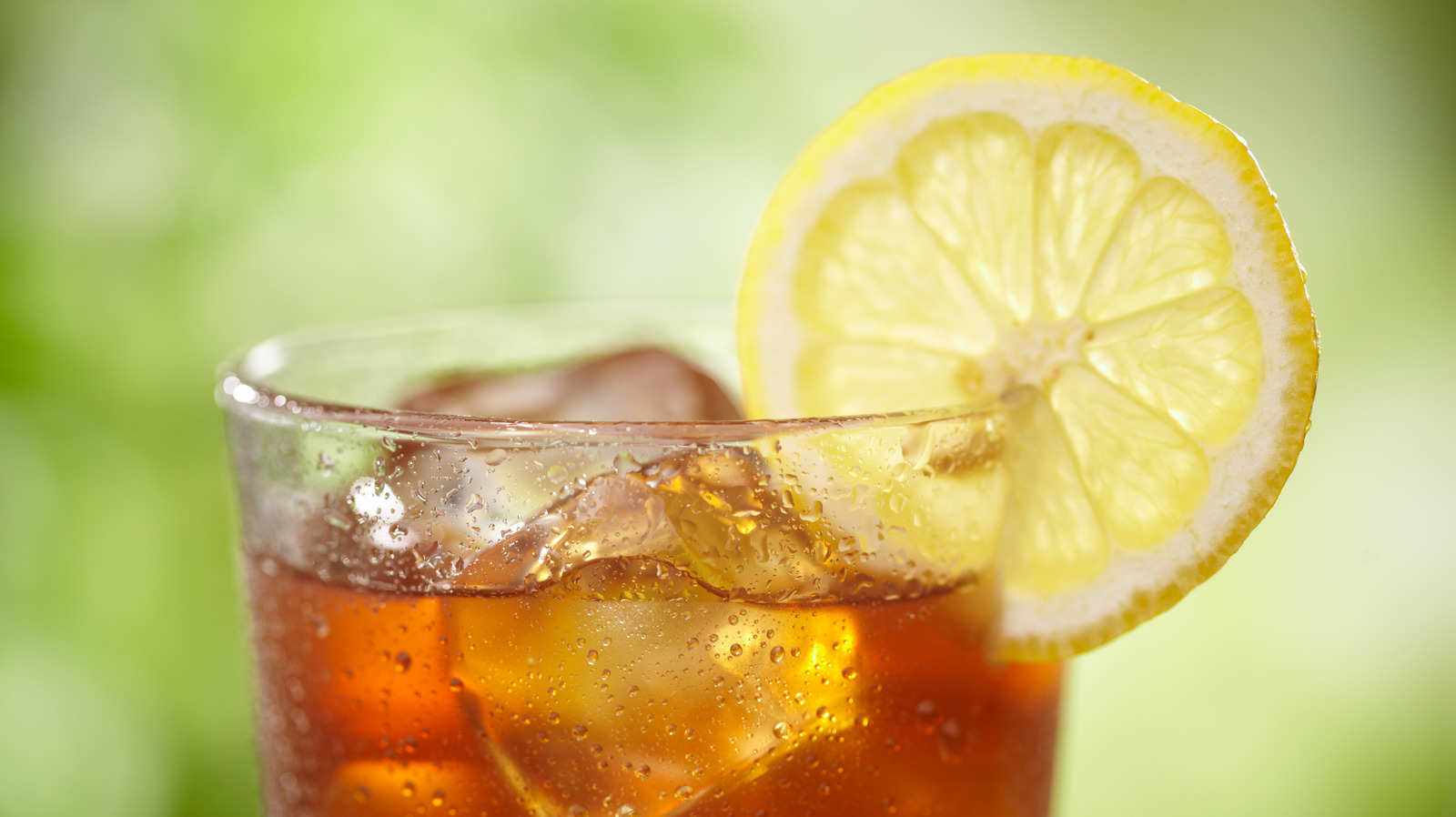 7 Fast Food Chains With Sweet Tea On The Menu