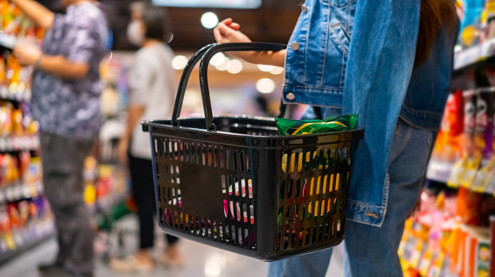 9 Grocery Stores That Offer Price Matching