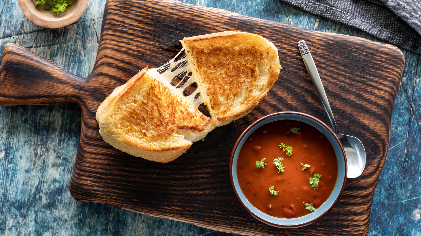 9 Tips For The Crispiest Grilled Cheese You've Ever Had