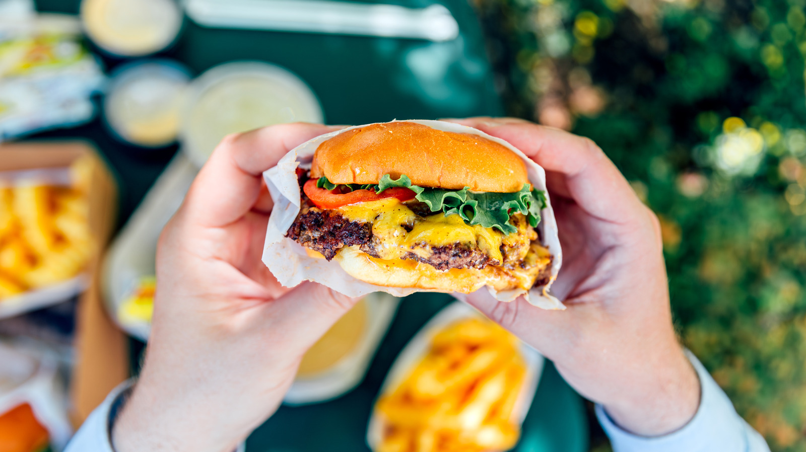 According To Our Taste Test, The Absolute Best Fast Food Burger Is Also ...