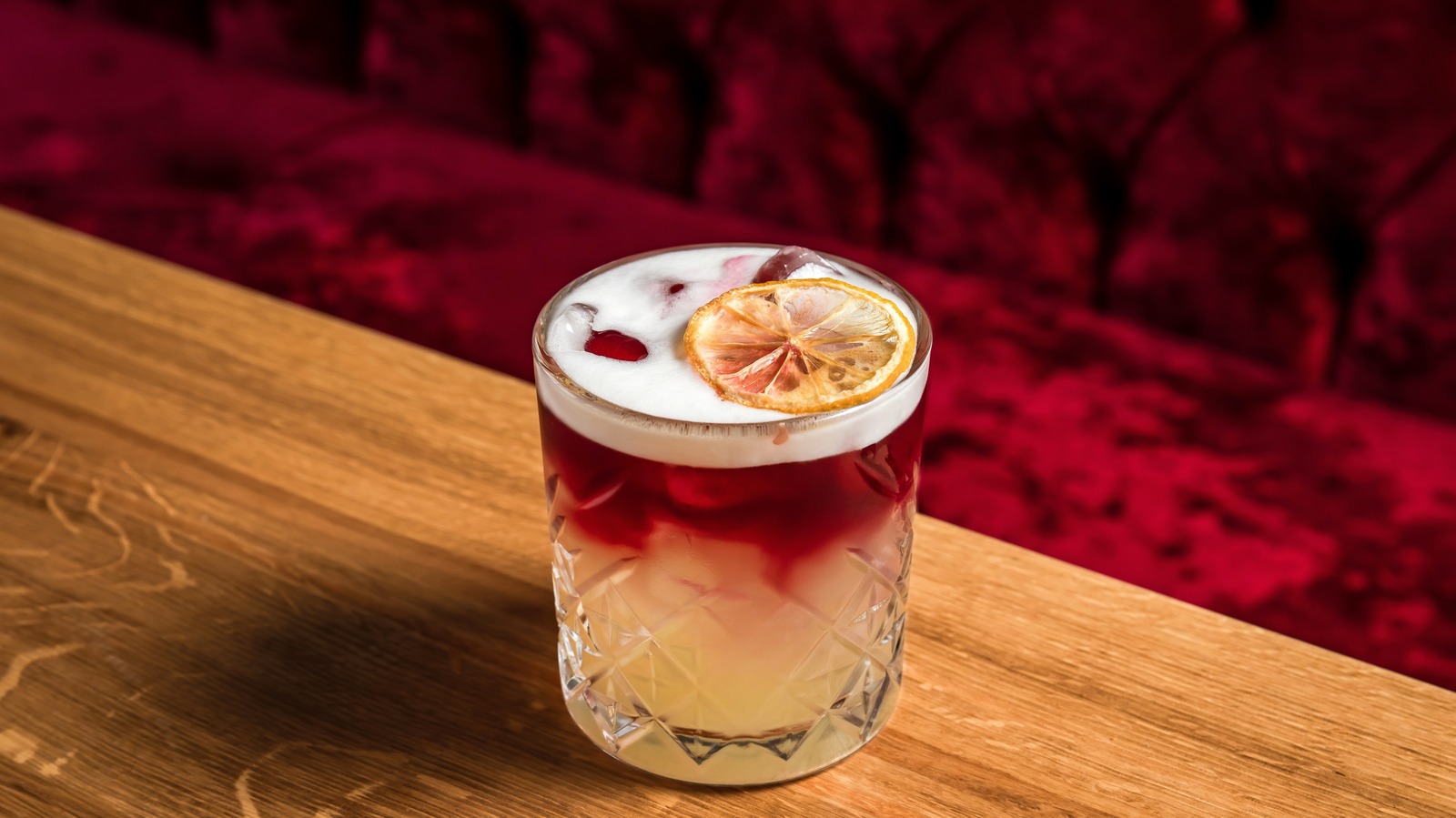 How To Add A Red Wine Float To Your Margarita Cocktail