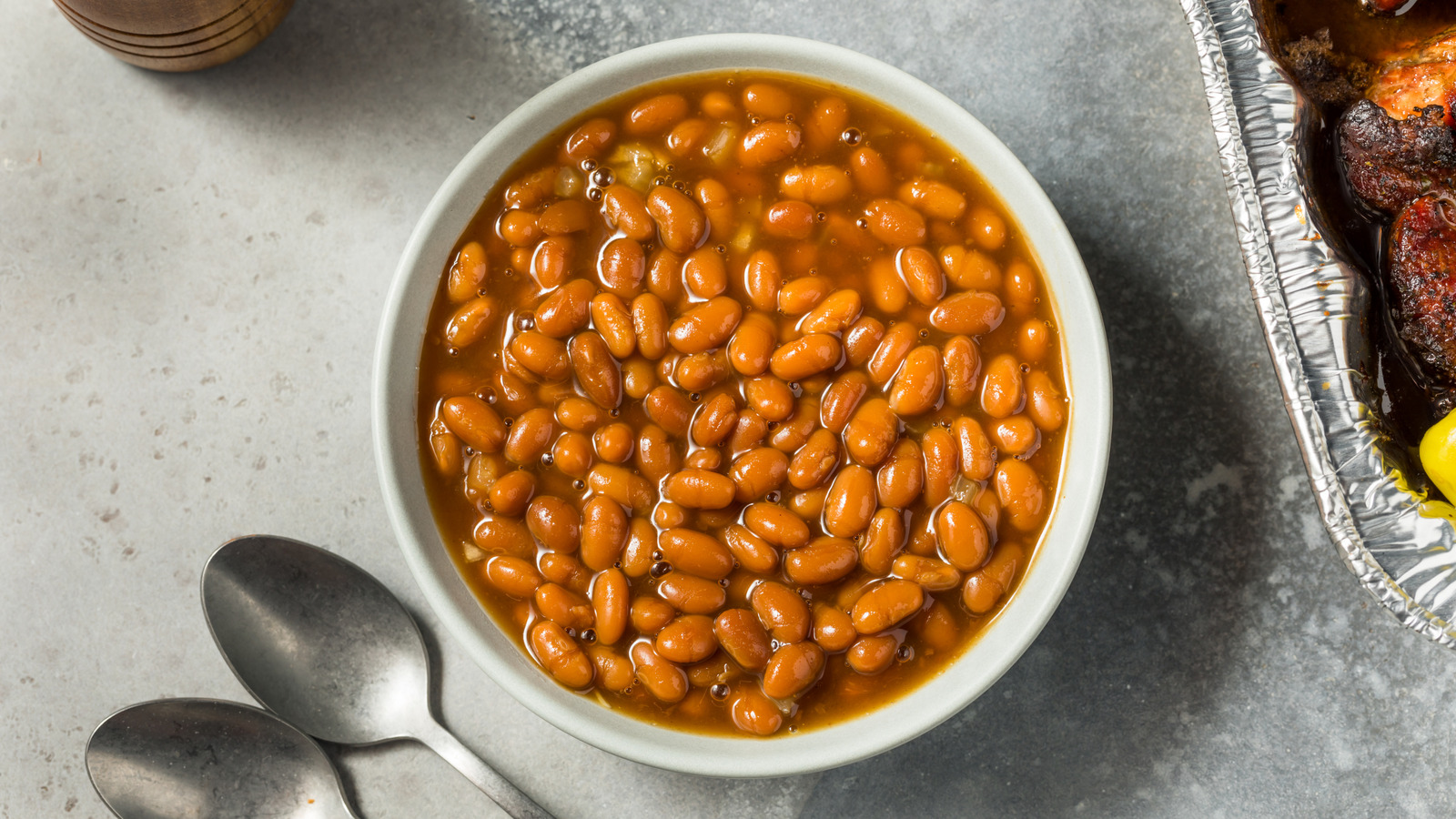 Apple Pie Baked Beans Are The Wacky, Delicious Combo We Didn't See Coming