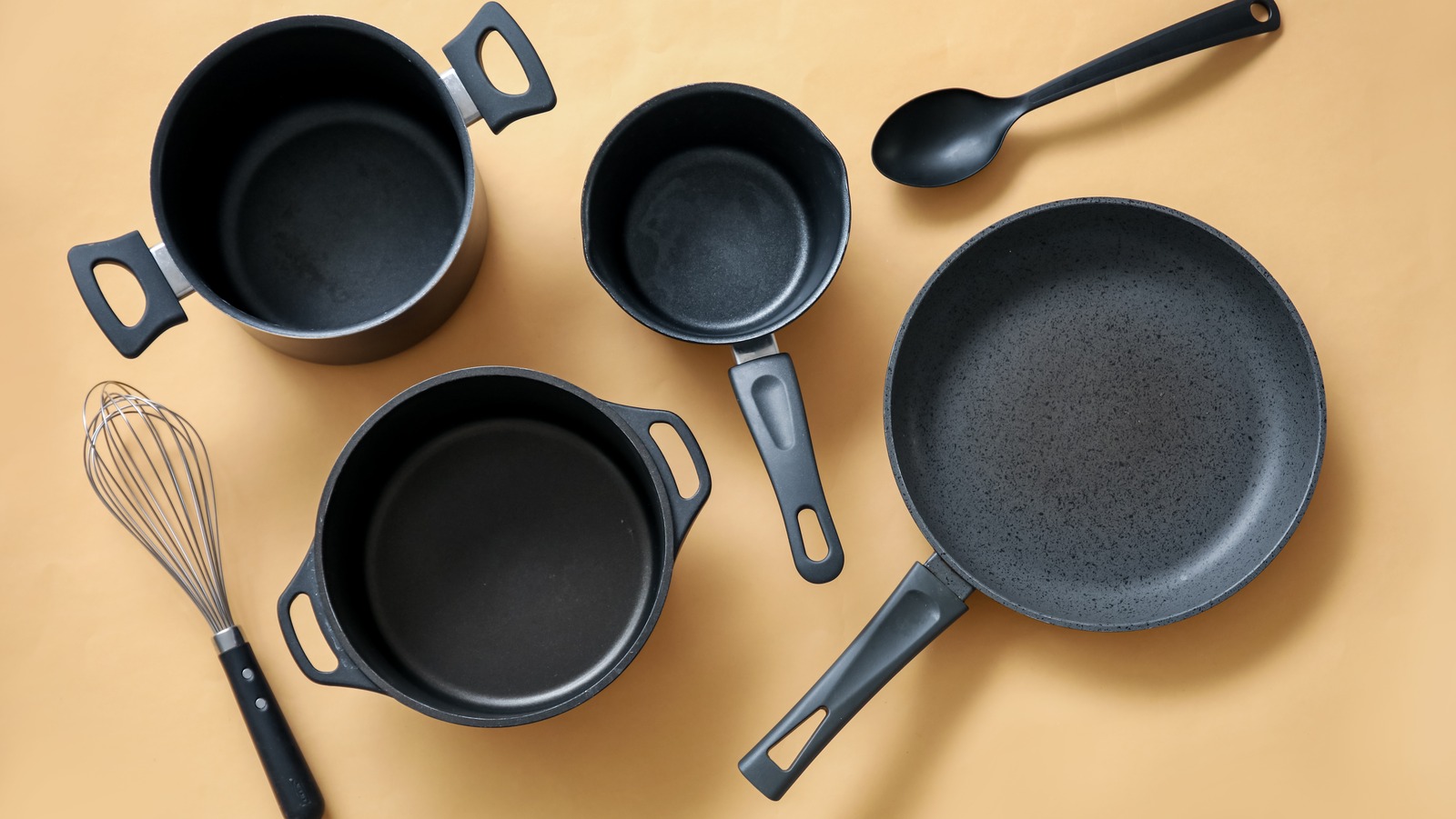 Skillet Vs. Frying Pan: What's The Difference?