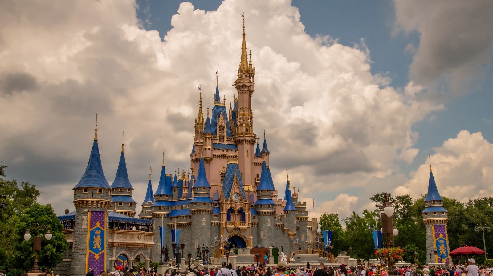 Are You Allowed To Bring Outside Food Into Disney World?
