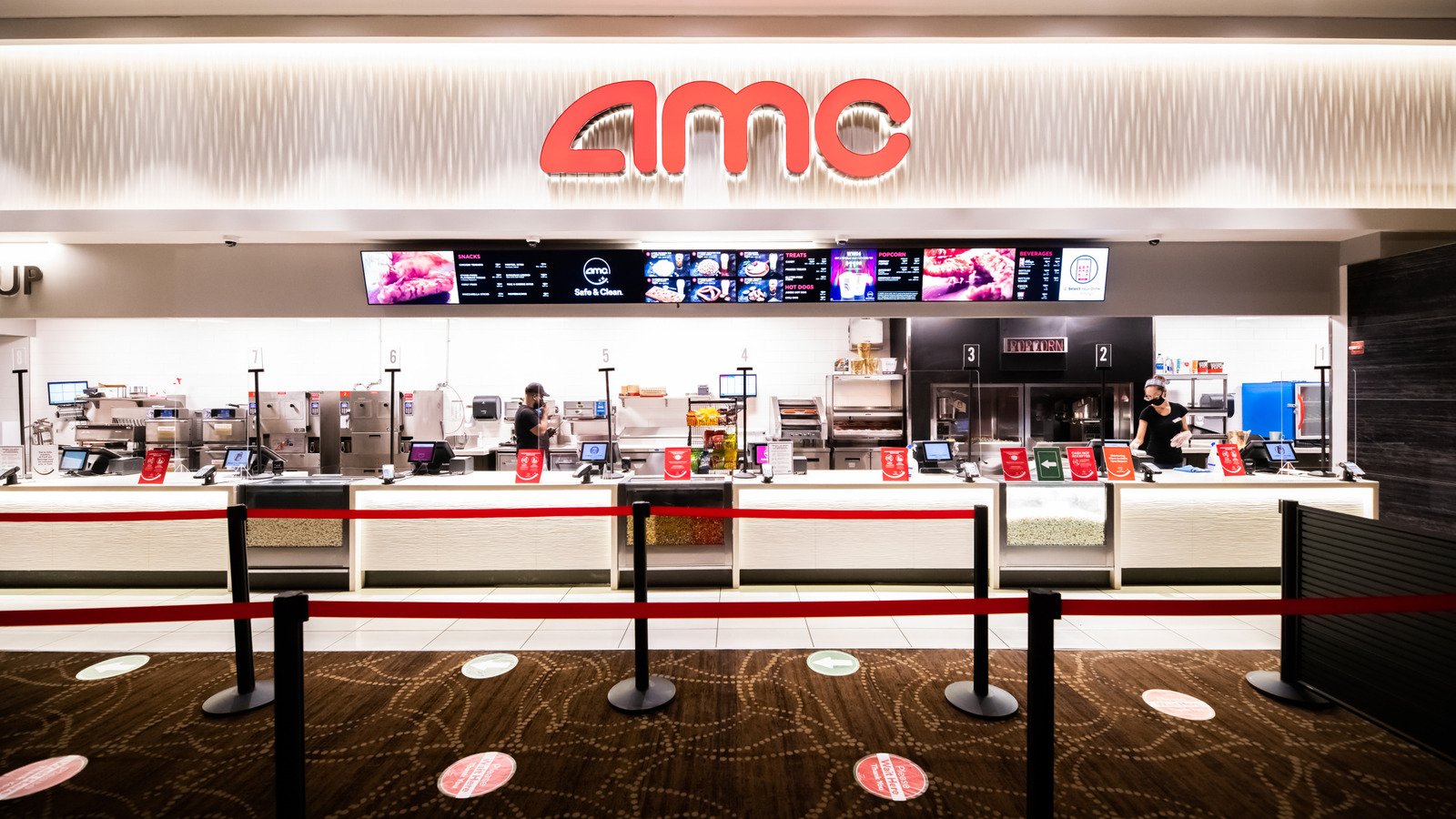 Avoid Ordering This AMC Theater Snack Unless You Want Your Mouth To Be ...