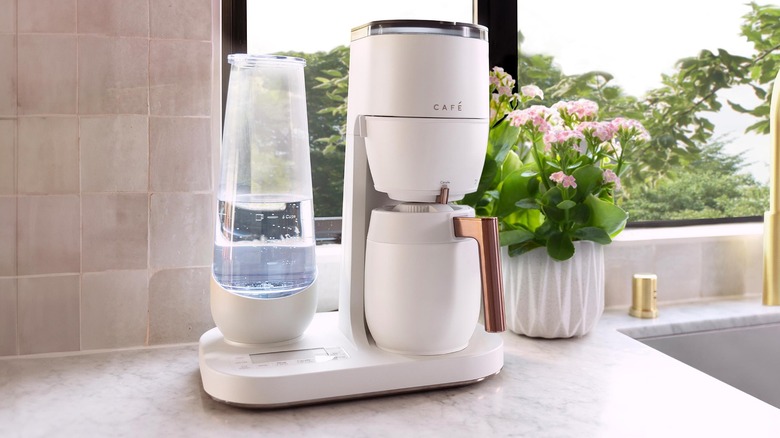 These Are The 9 Best Coffee Makers On The Market, According To Reviews