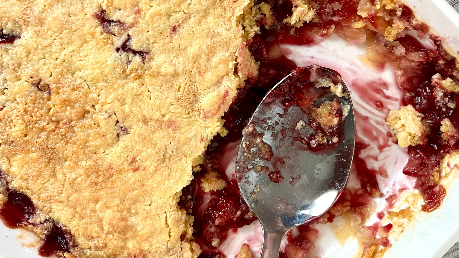 Boxed Dump Cake Gets A Fall Twist With This Fresh Addition