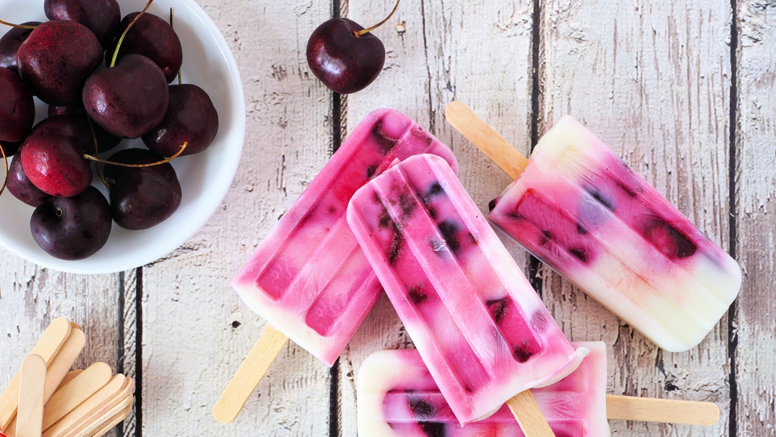 How To Make Breakfast Parfait Popsicles
