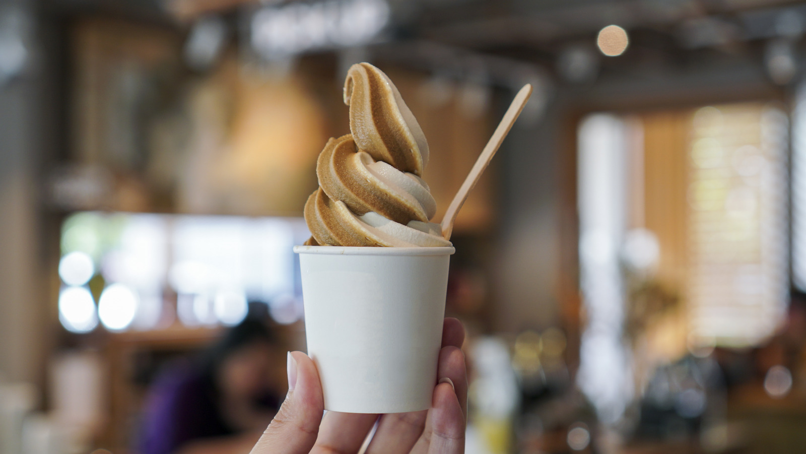 Custard Vs Soft Serve Ice Cream: What's The Difference?