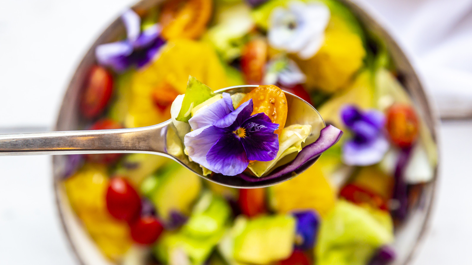 Edible Flowers: The Answer To Making All Of Your Meals A Little More ...