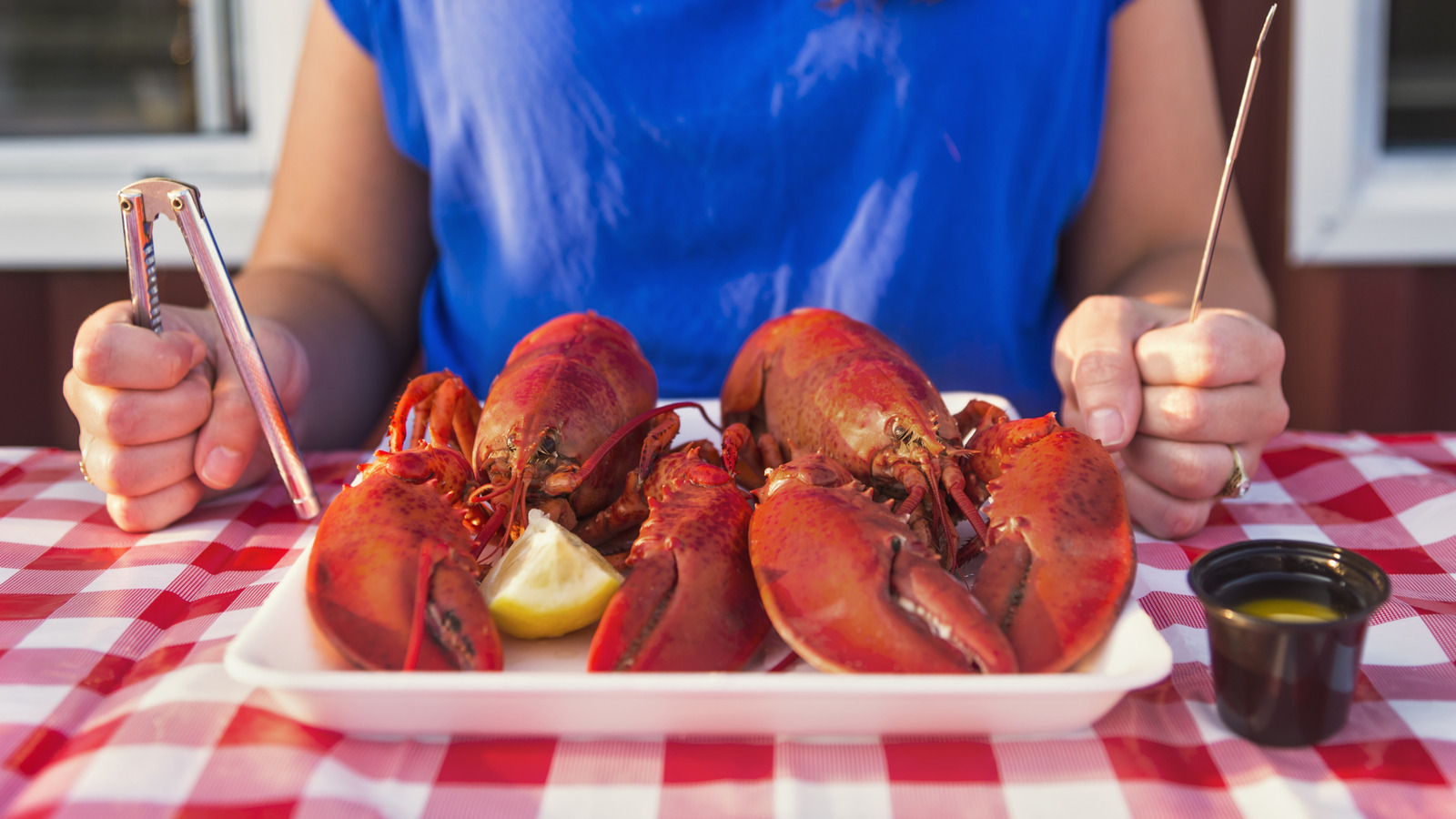Every Lobster Lover Should Know This Trick For Easy Shell Removal