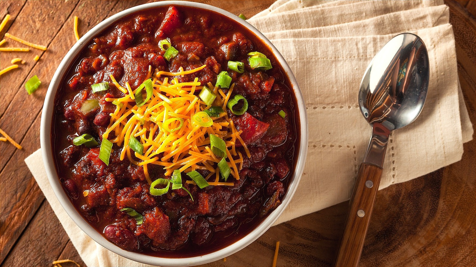 For Chili That Packs A Punch, Reach For This Spicy Ingredient