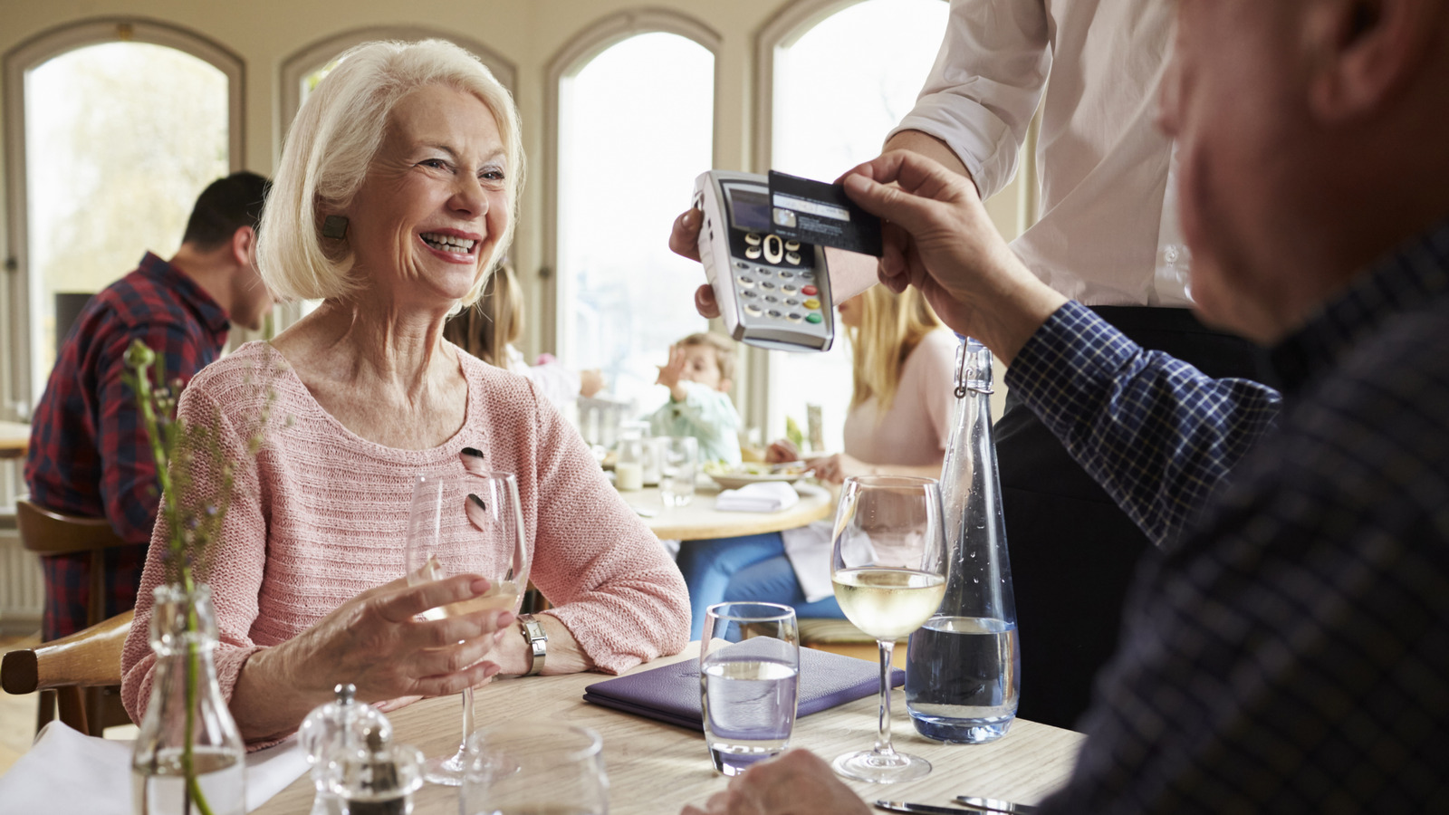 AARP Gives You The Best Senior Discounts At Restaurants