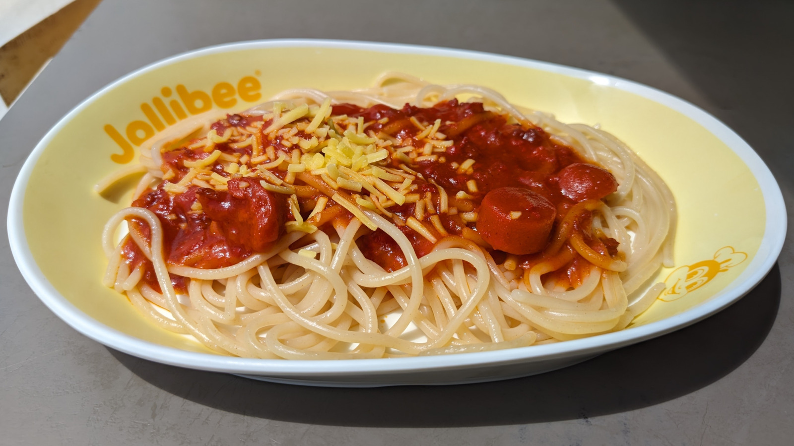 For The Real Deal Filipino Version Of Jollibee Spaghetti, You Need One ...