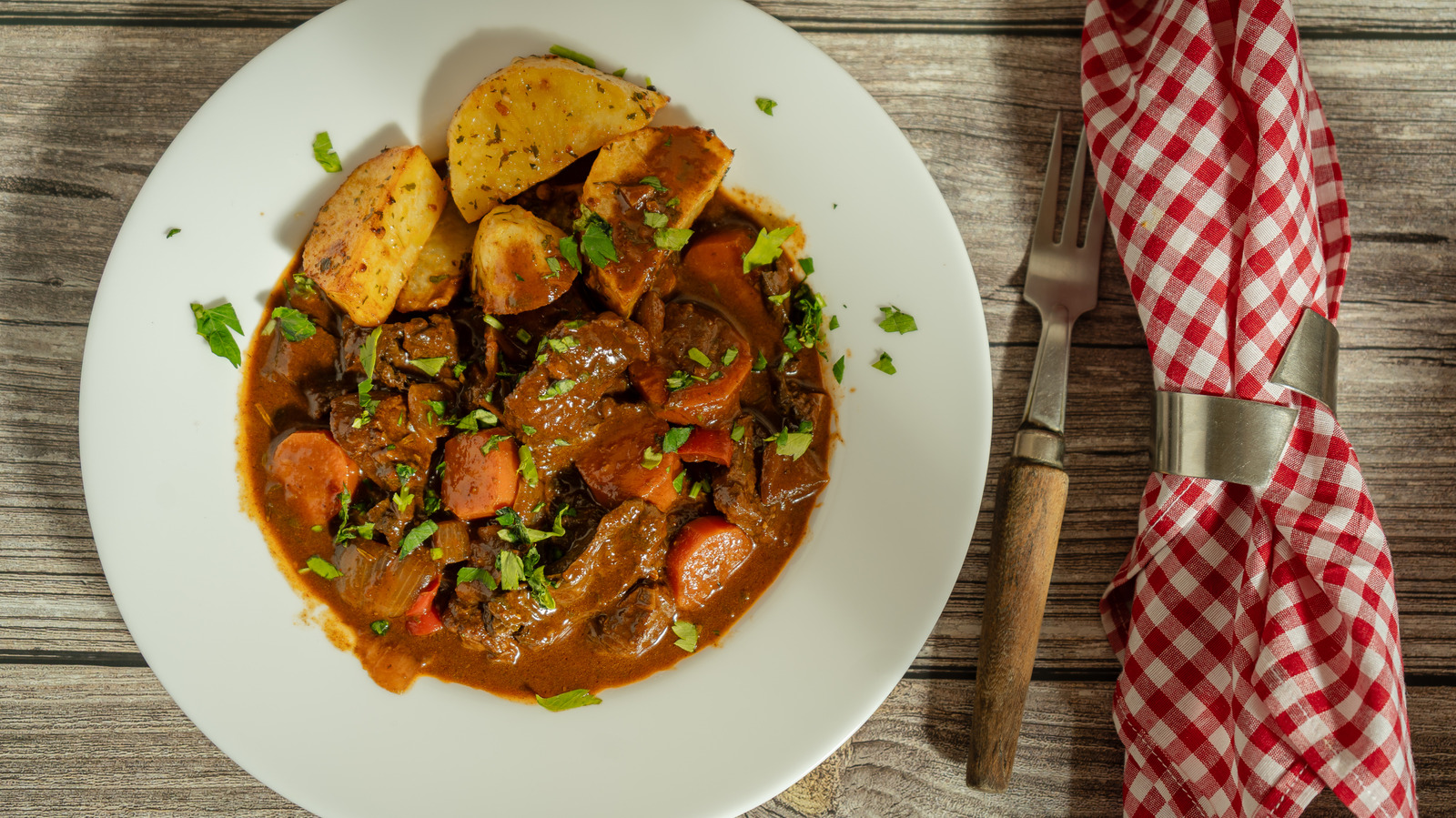 Forget Mashed Potatoes — Pot Roast Deserves This Buttery Side Instead