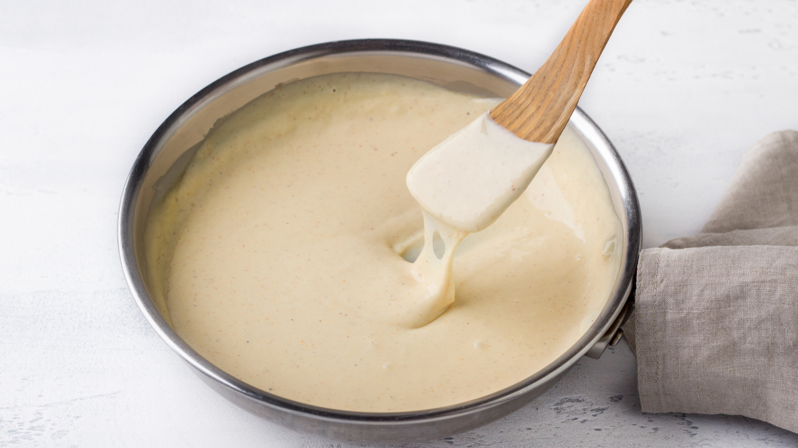 Give Cheese Sauce A Lighter Finish With This Simple Addition