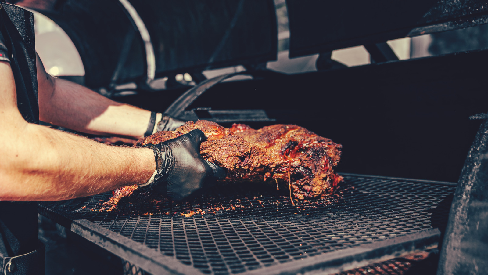 How Brisket Wrap Liquid Works Compared To Spritzing