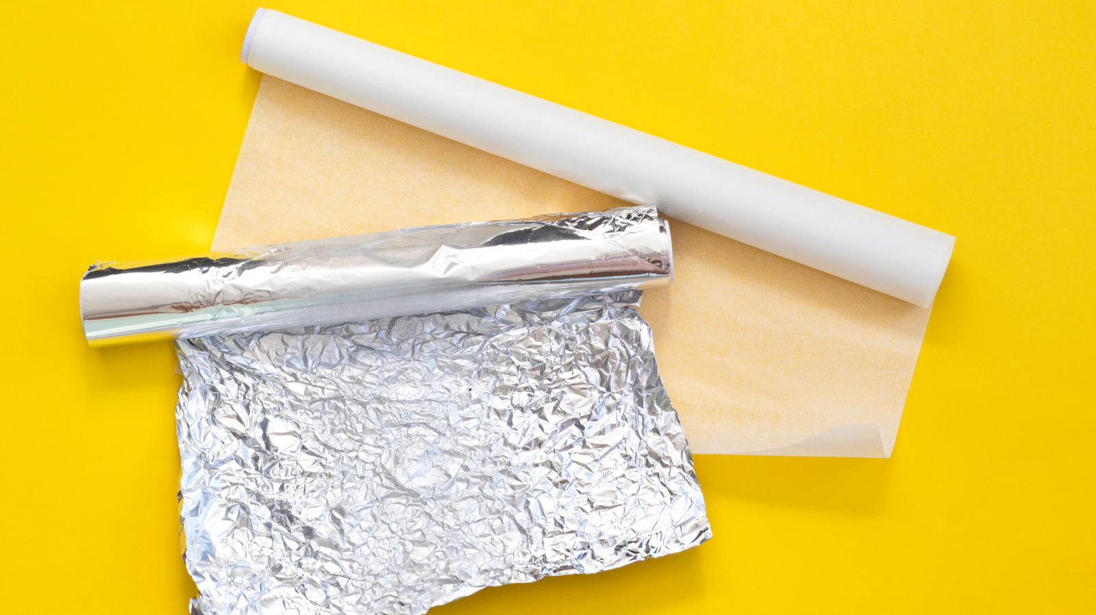 How Hooks Make Parchment Paper And Foil Much Easier To Deal With