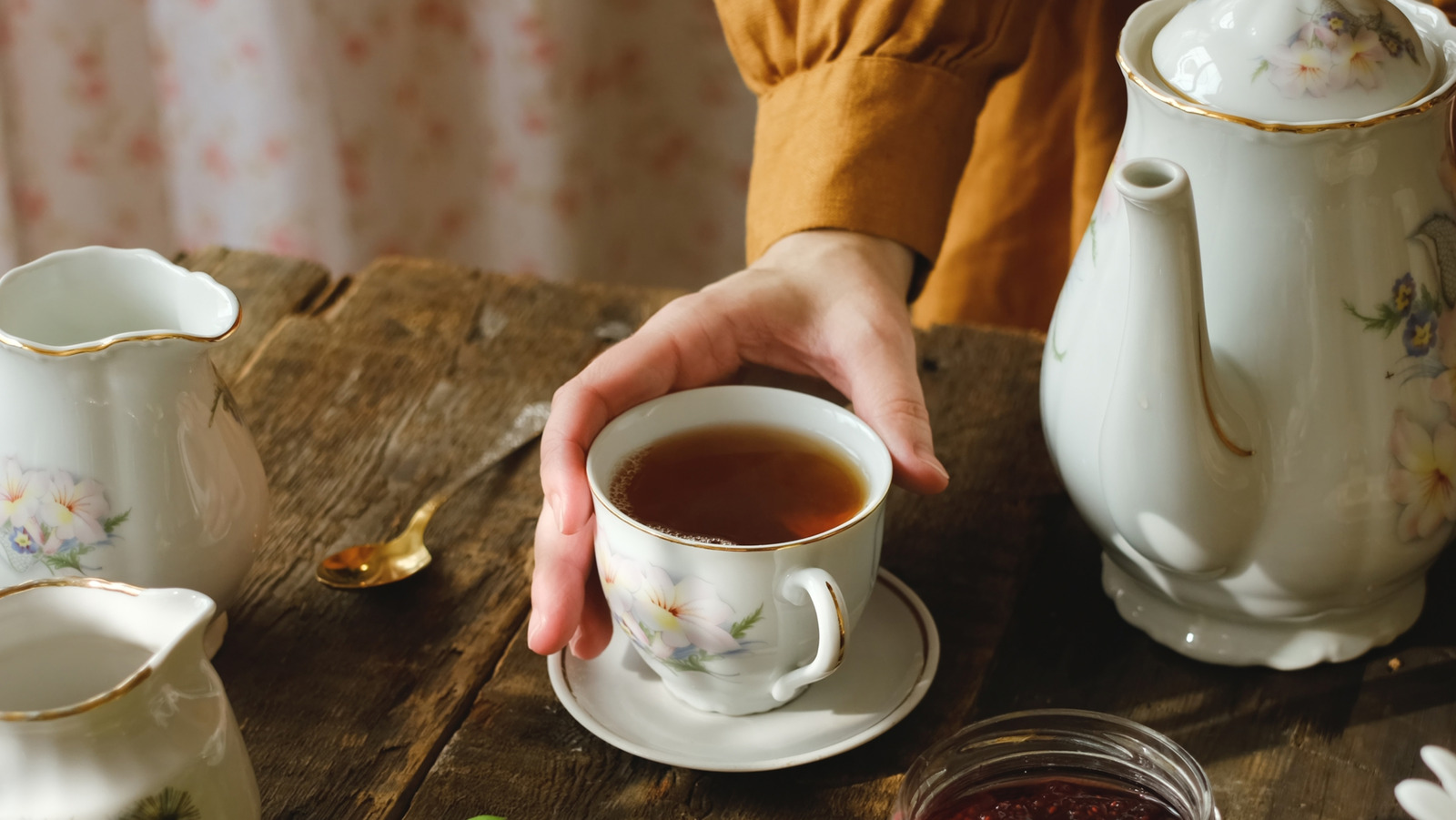 How Hot Should Your Water Be For Tea? It Depends On The Type You're Making