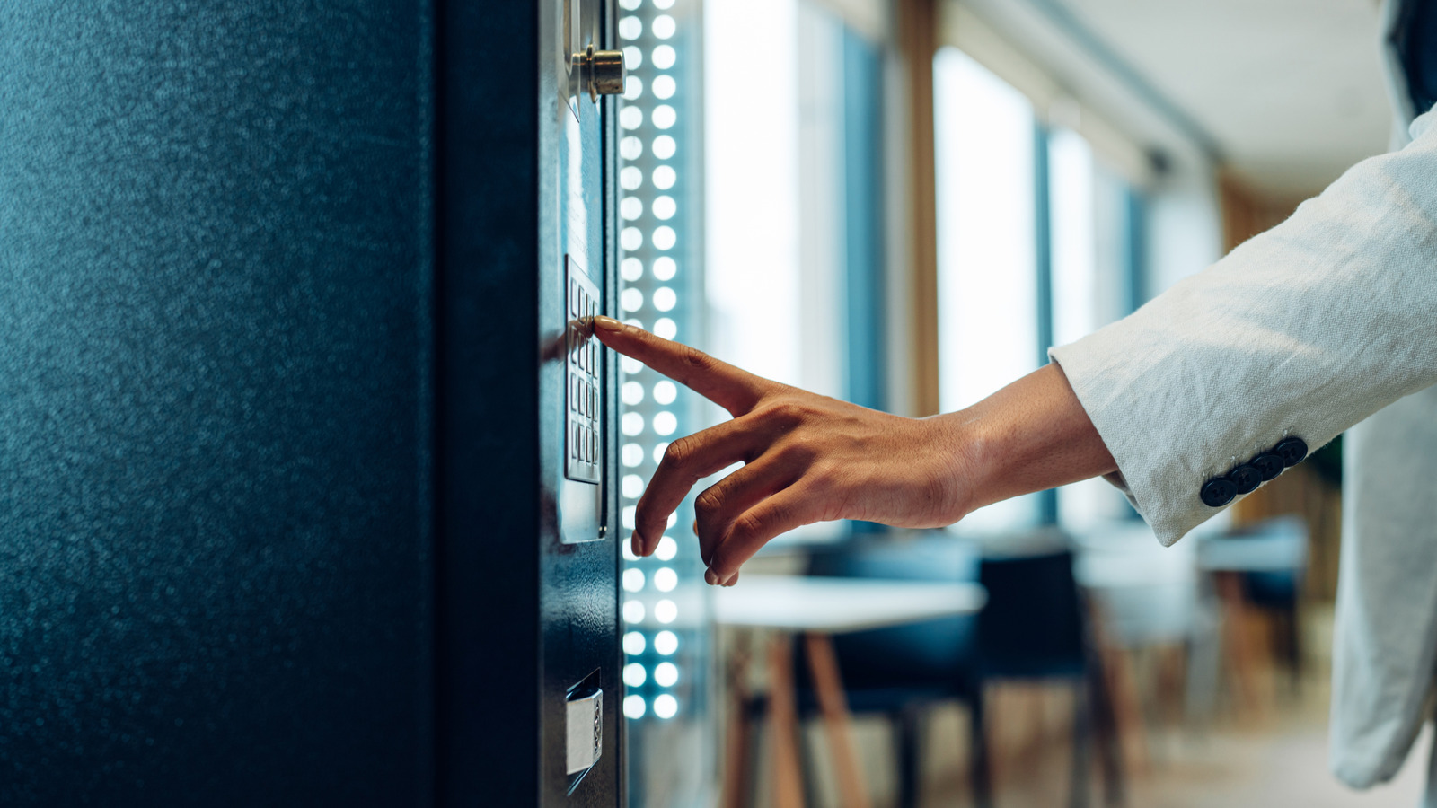 How NYC's Free Food Vending Machine Is Using Technology To Help Keep ...