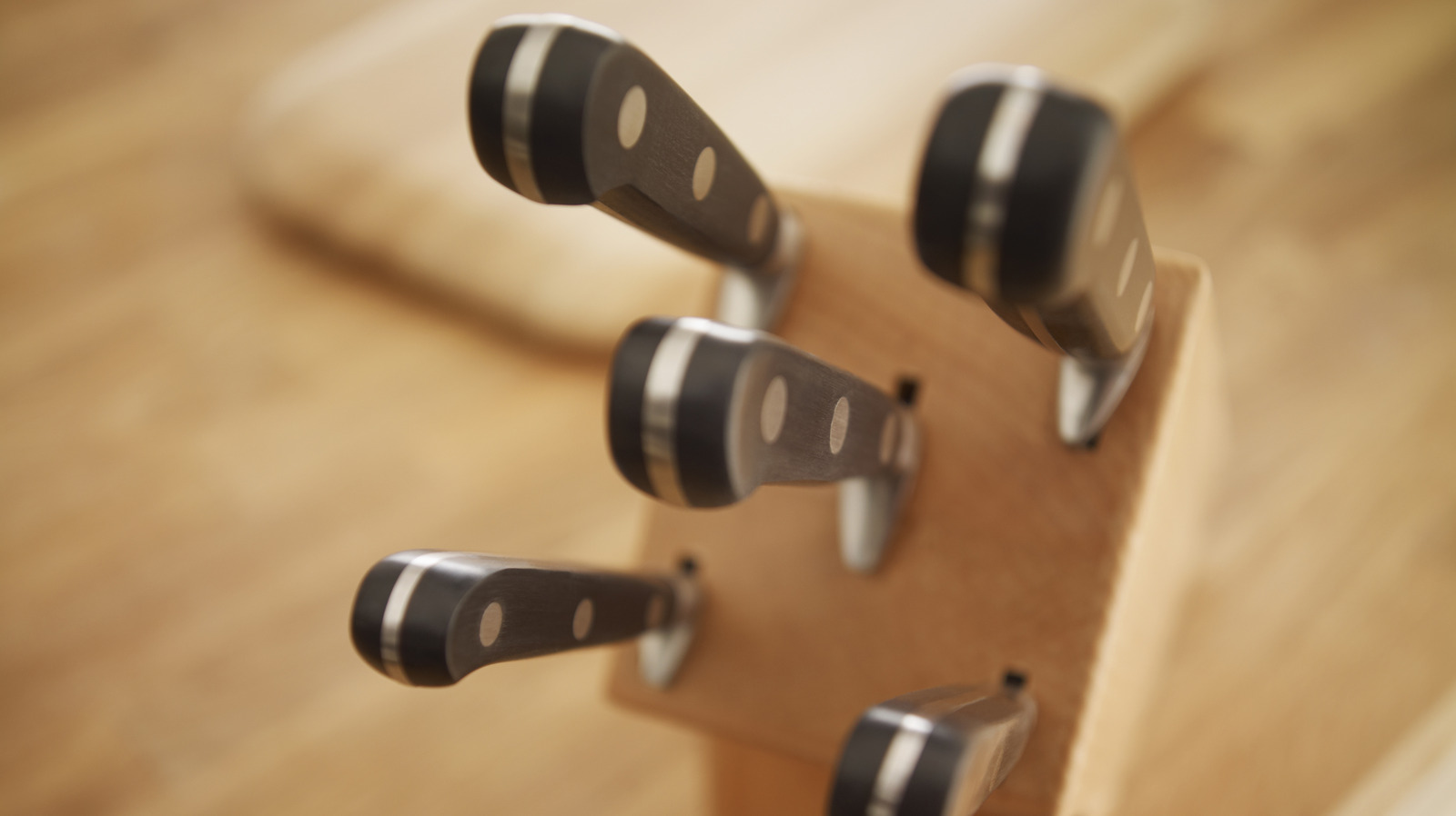 Dry Your Knives Before Putting Them Back In The Knife Block