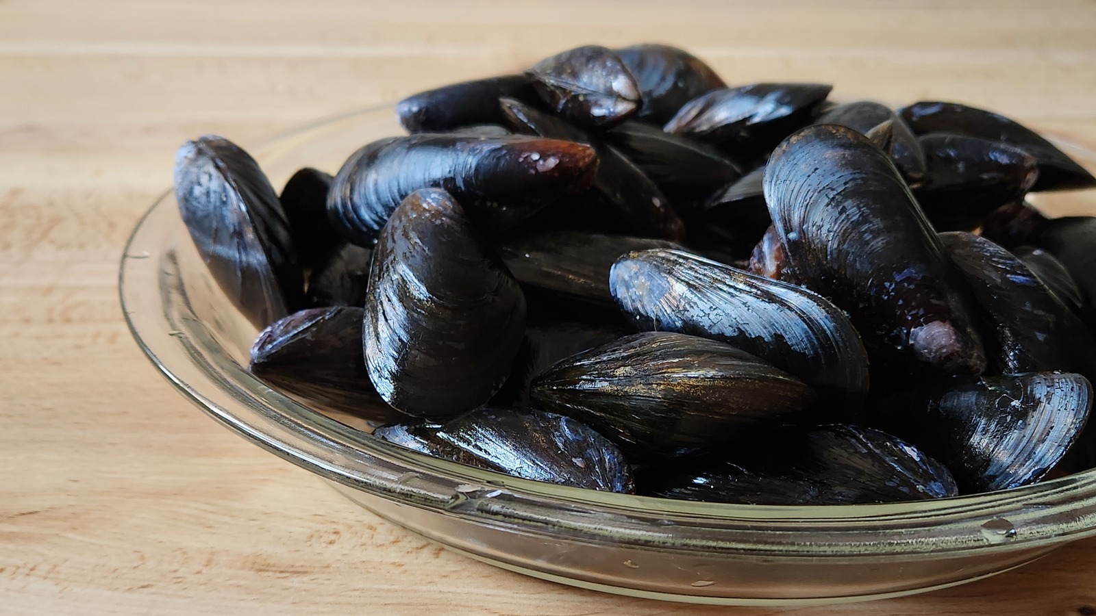 How To Clean Mussels Perfectly Every Time