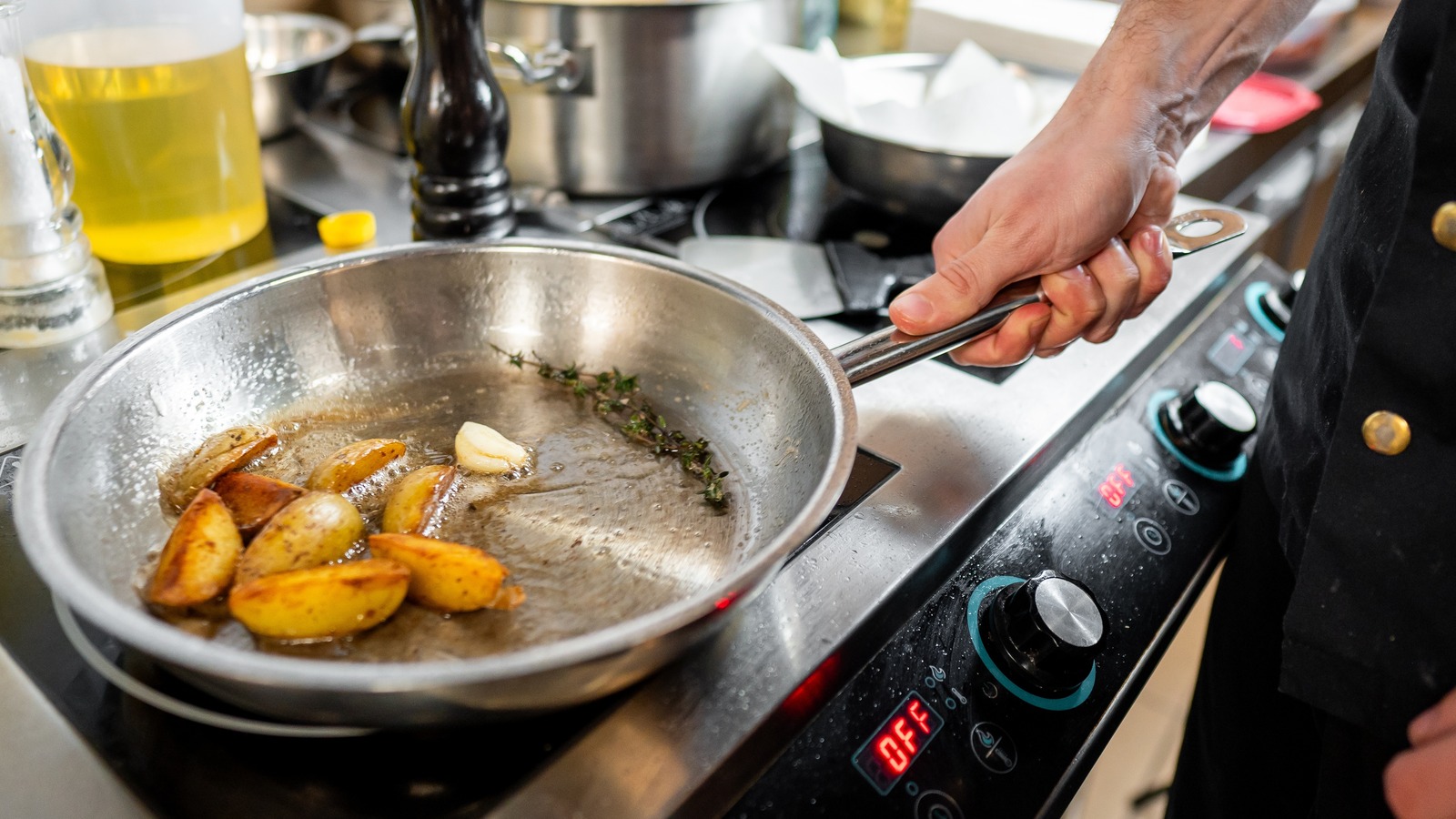 How To Clean Stainless Steel Pans With Ease