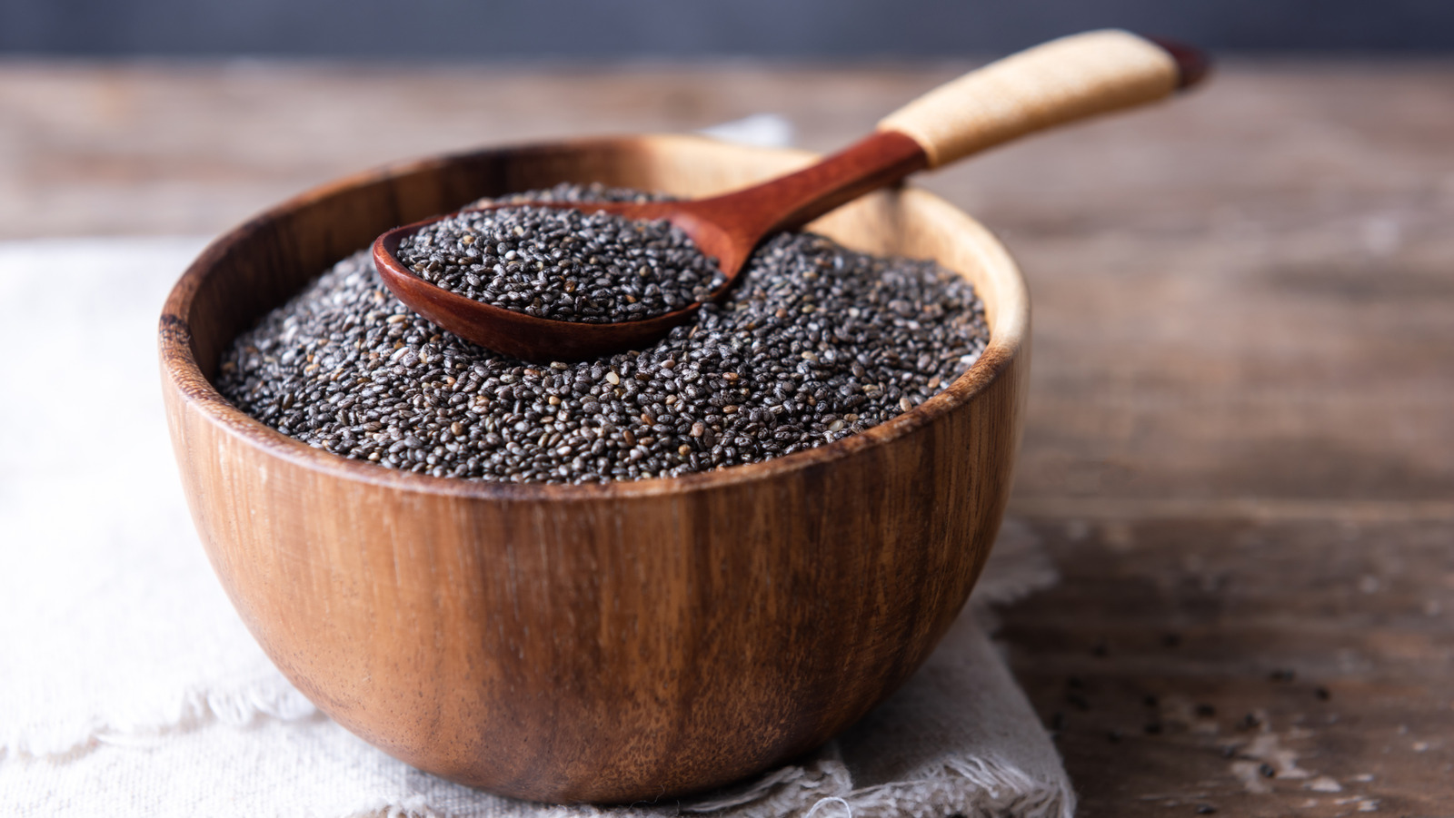 How To Easily Grow Chia Seeds In A Glass Baking Dish
