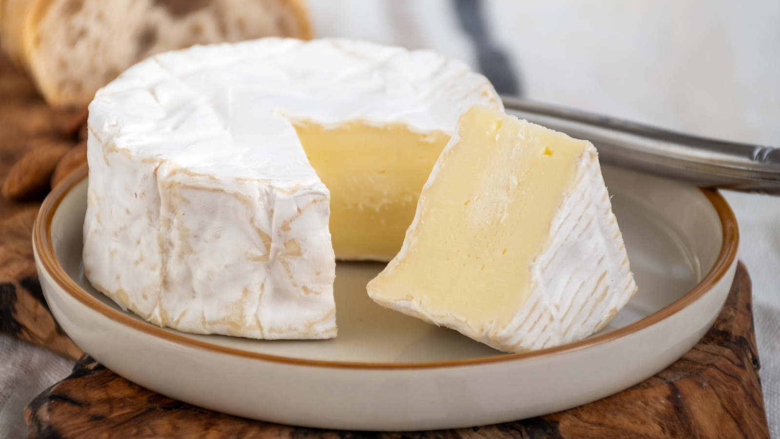 How To Incorporate Stinky Cheeses Into Your Cooking