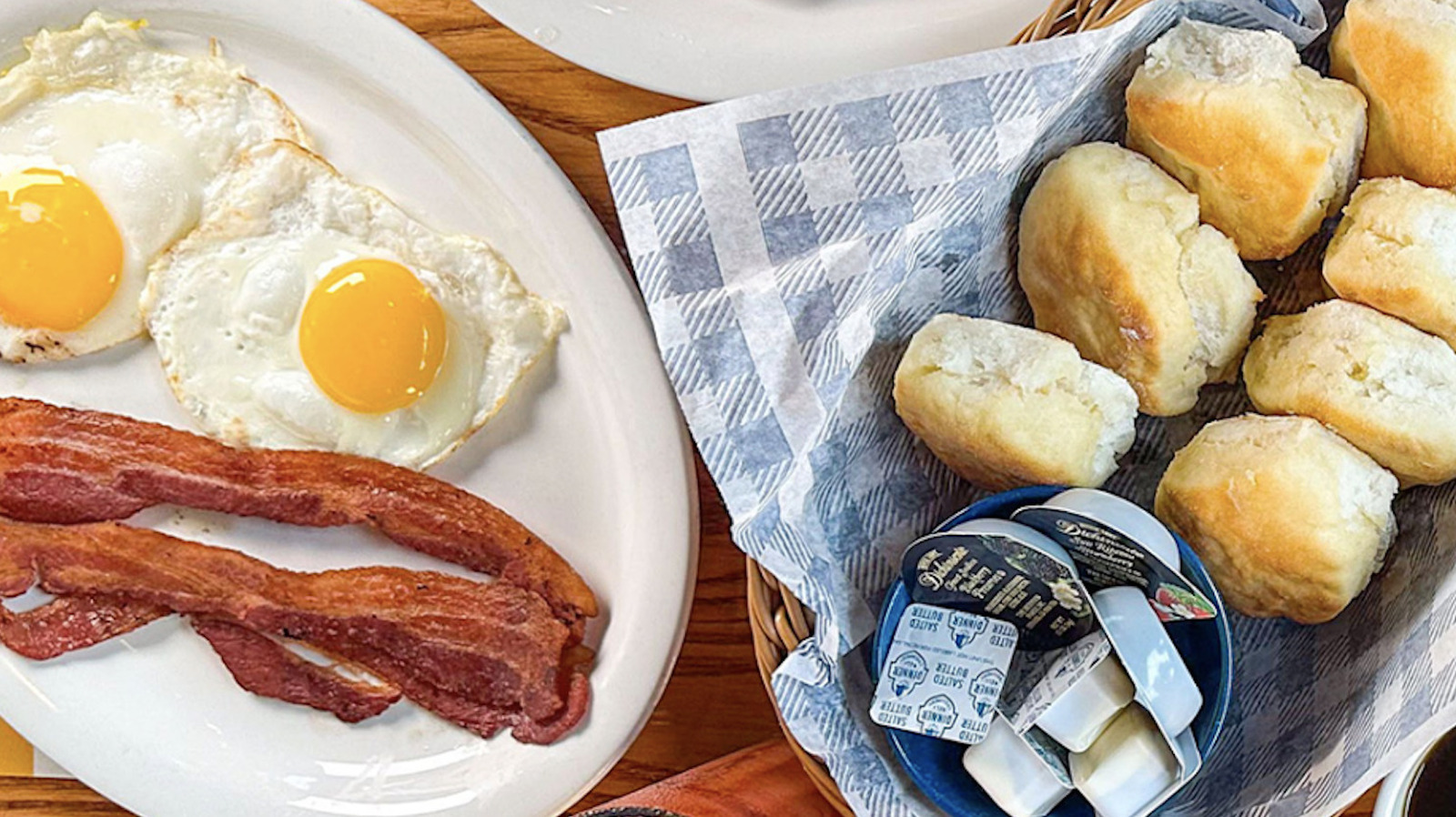How To Make The Most Out Of A Cracker Barrel Breakfast For Two