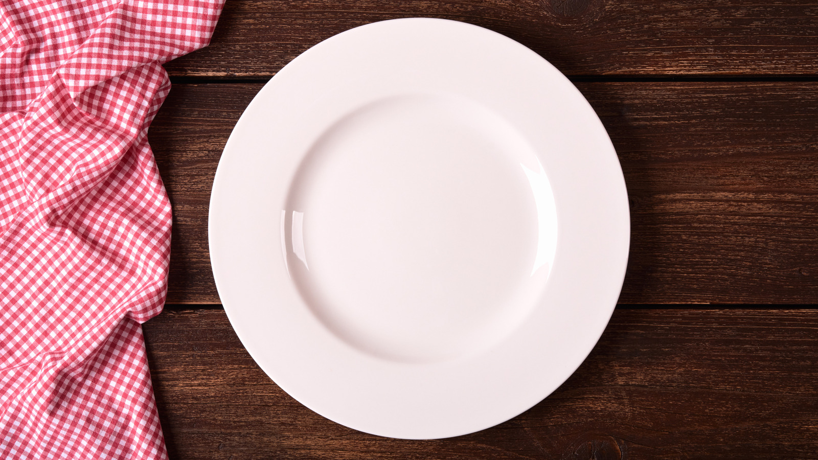 How To Remove Scratches From Your Ceramic Dinner Plates