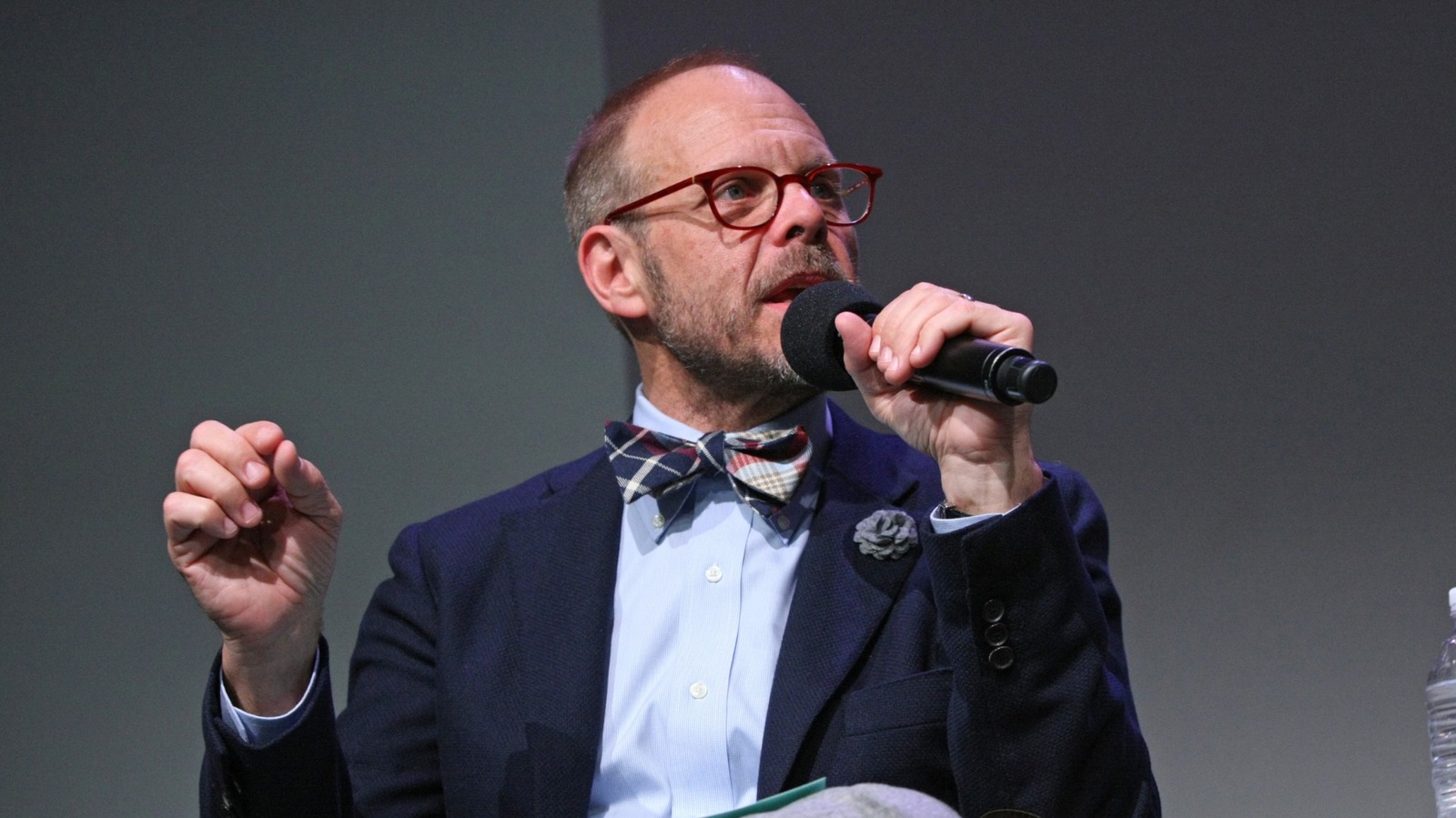 How To Transform Alton Brown's Favorite Comfort Food Combo Into A ...