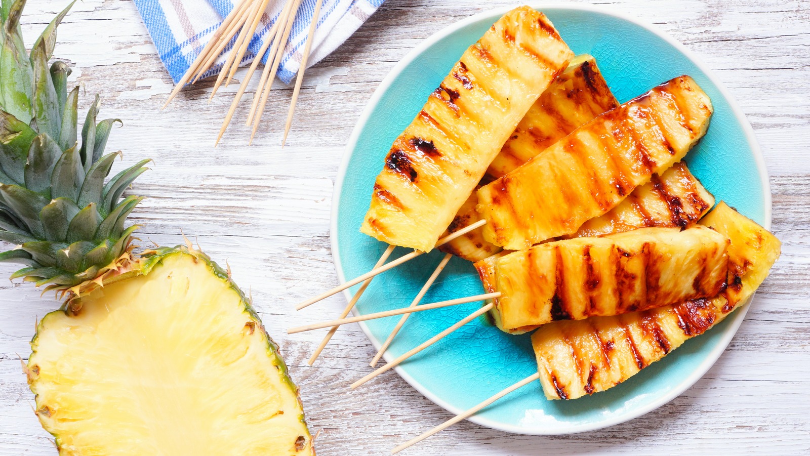 How To Use Pineapple Planks For The Best Grilled Fish Of Your Life