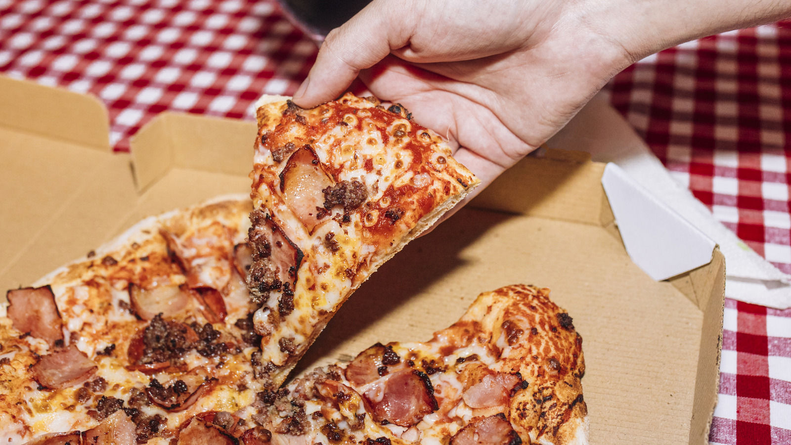 If You Want To Gauge The Quality Of A Pizza Place, Watch Out For These ...