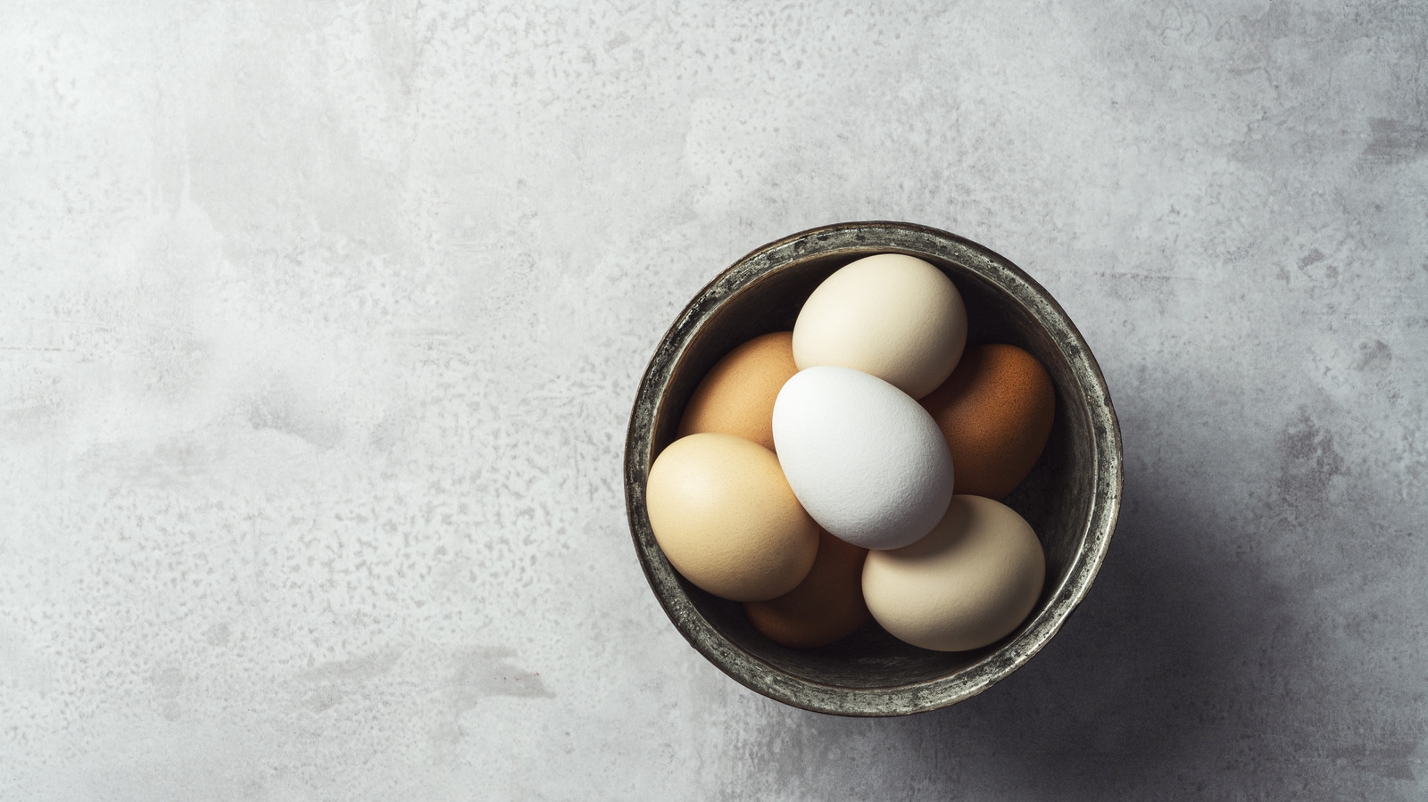 Is It Safe To Eat Eggs That Have A Blood Spot?