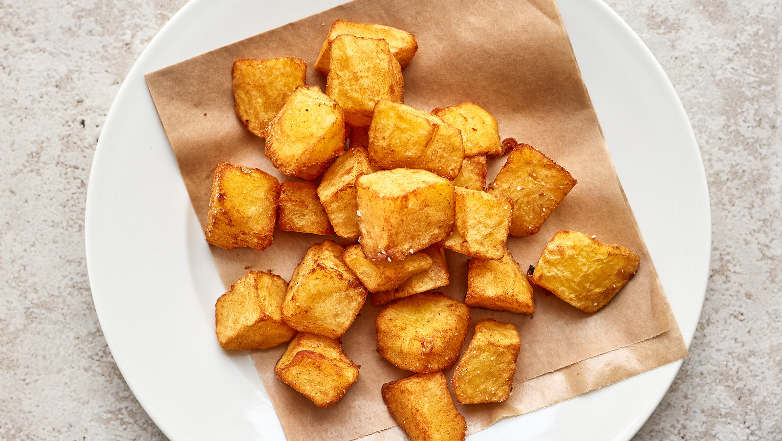 Make Your Air Fryer Potatoes Taste Deep Fried With One Extra Step