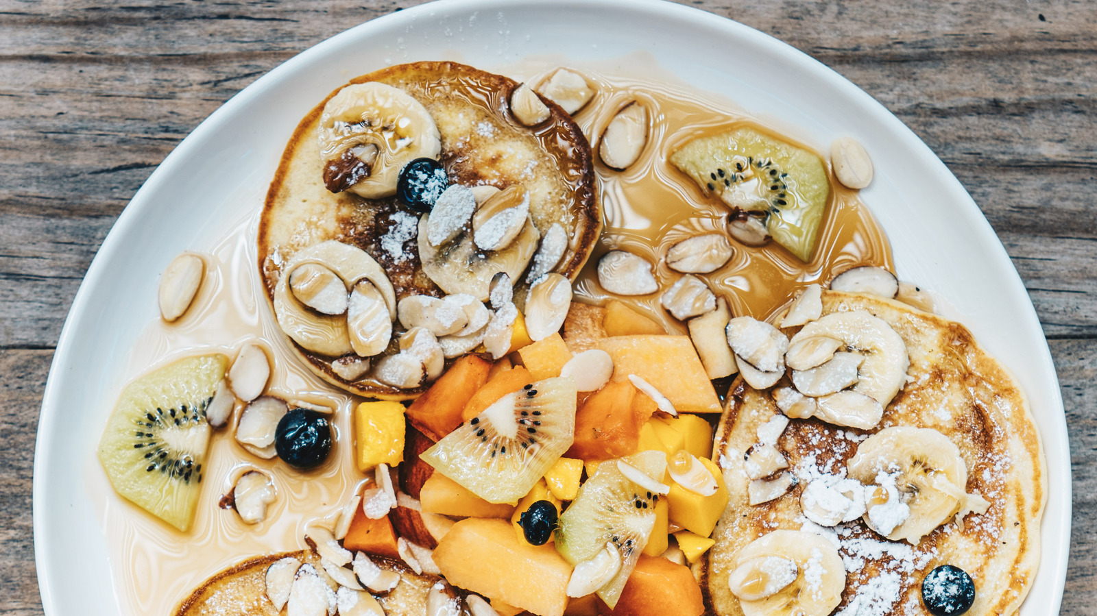 Mexican Pancakes Are The Luxurious Breakfast You Need To Shake Up Your ...