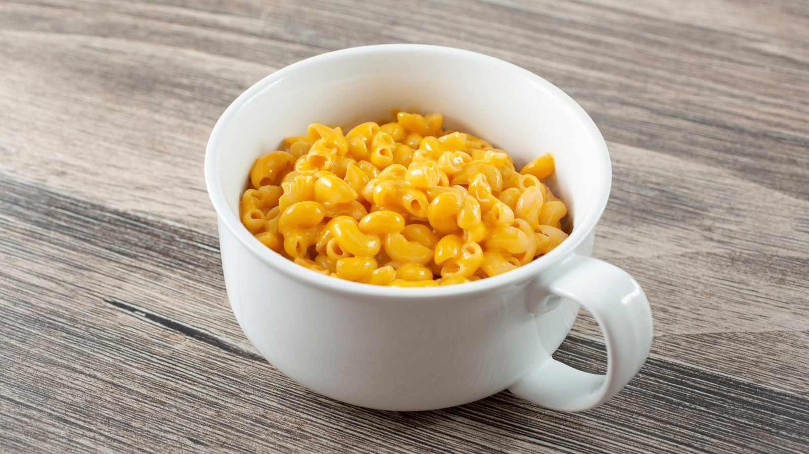 Mug Mac And Cheese Is The Perfect Comfort Meal For One