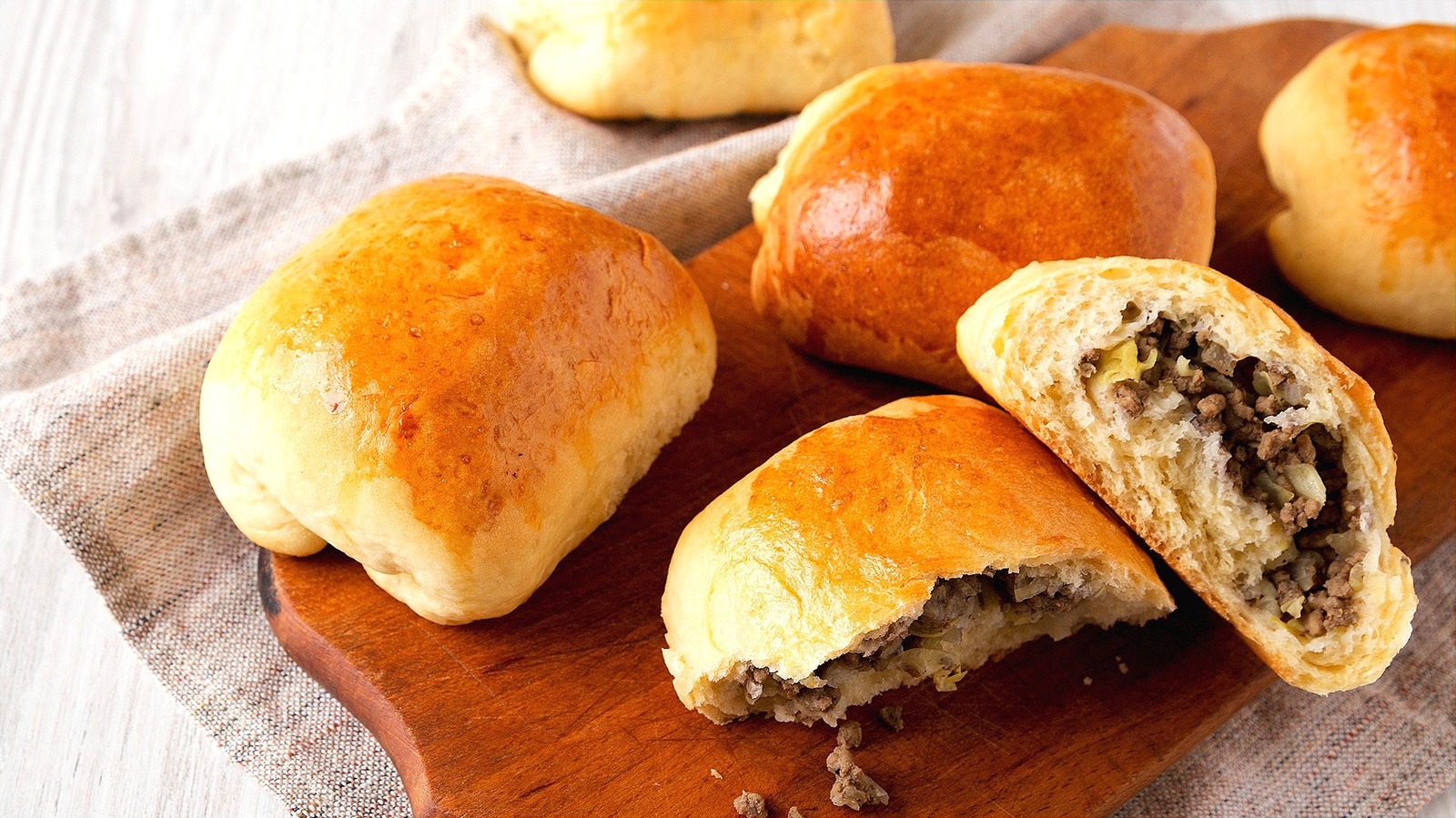 Nebraska's Version Of This Classic Pocket Sandwich Is A True Midwestern ...