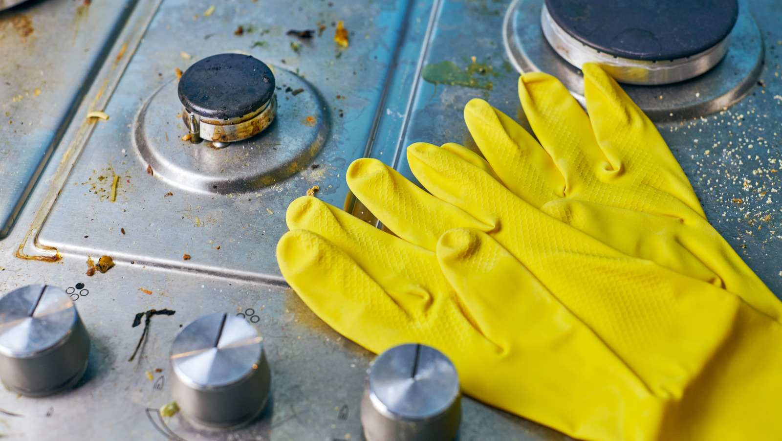 How to Use Gloves in Kitchen: Essential Tips for Safety & Hygiene ...