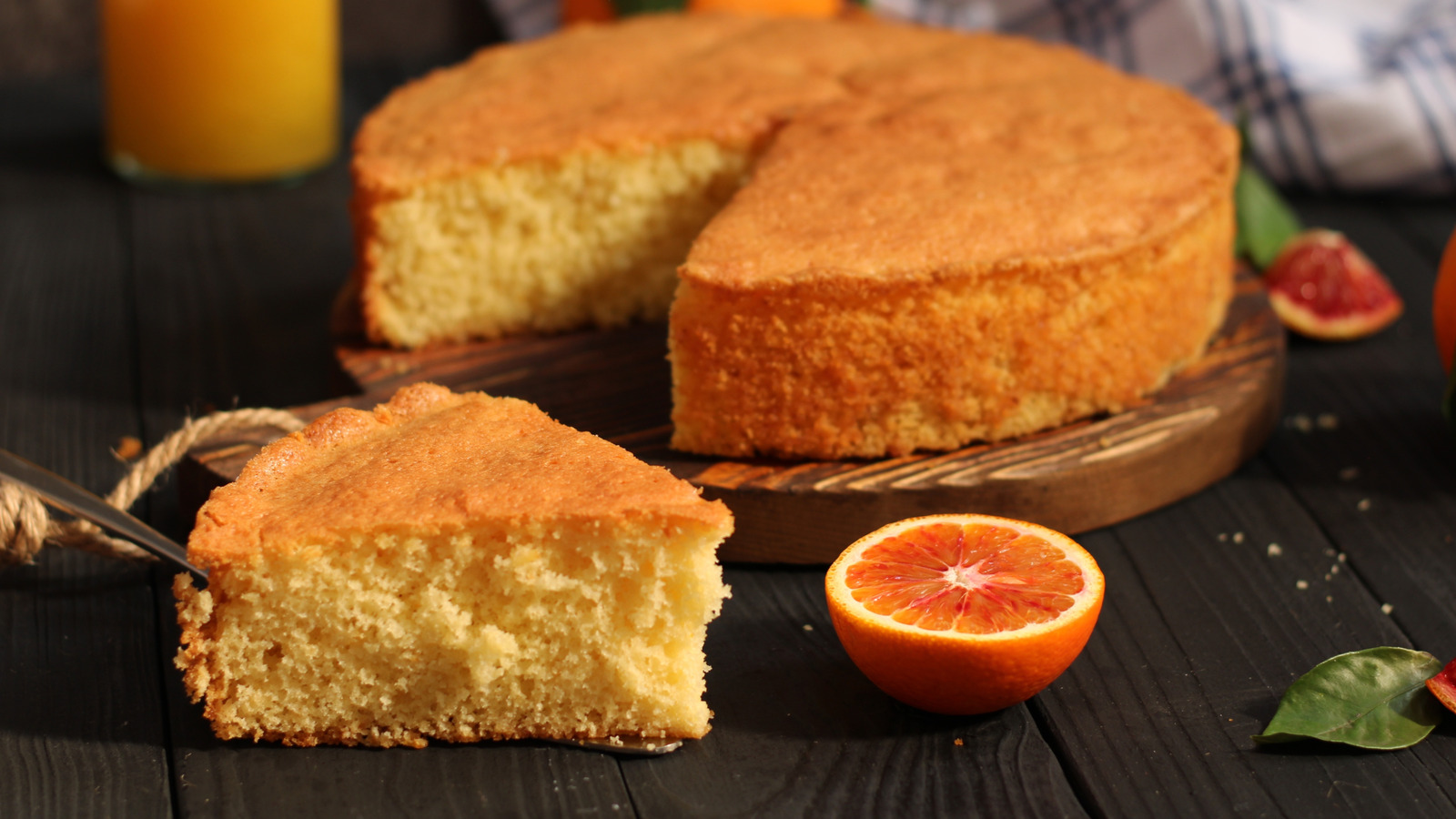 Revive Dry, Stale Cake With A Steamy Oven Trick