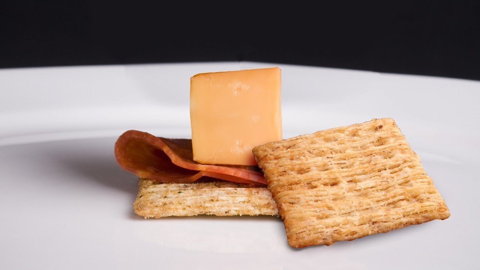 What Are TikTok's Viral Savory S'mores (And How To Make Them)