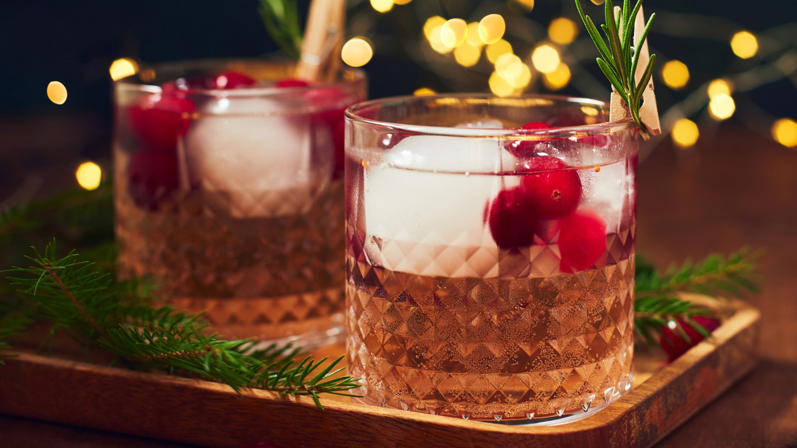 How To Make Your Own Festive Cranberry Ginger Ale