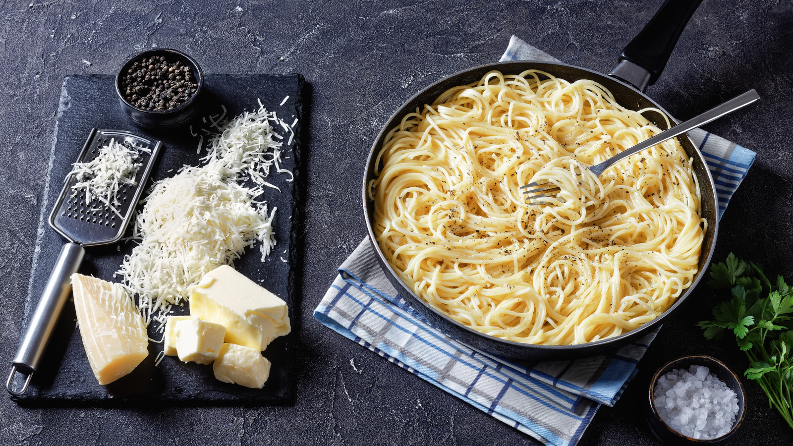 Spice Up Your Cacio E Pepe Pasta With One Perfect Condiment