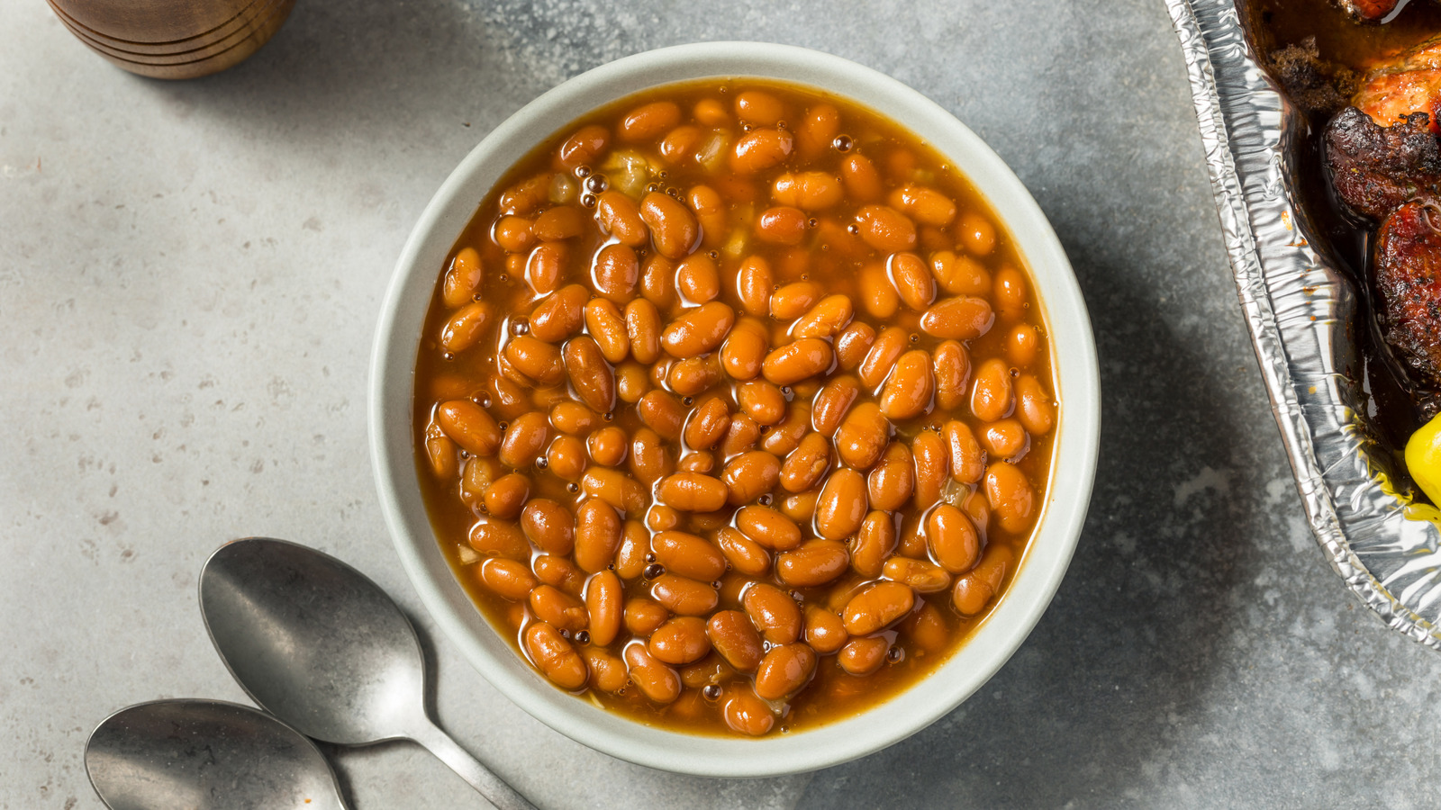 Spruce Up Store-Bought Baked Beans With A Splash Of Beer