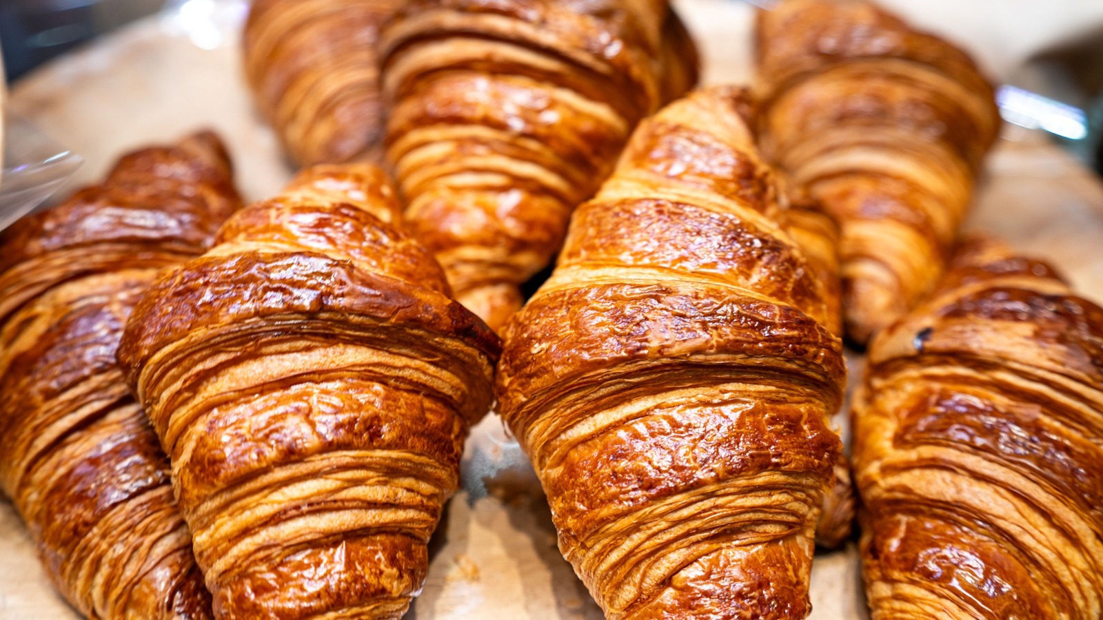 Stale Croissants Are A Huge Win For Your Salad — Here's Why